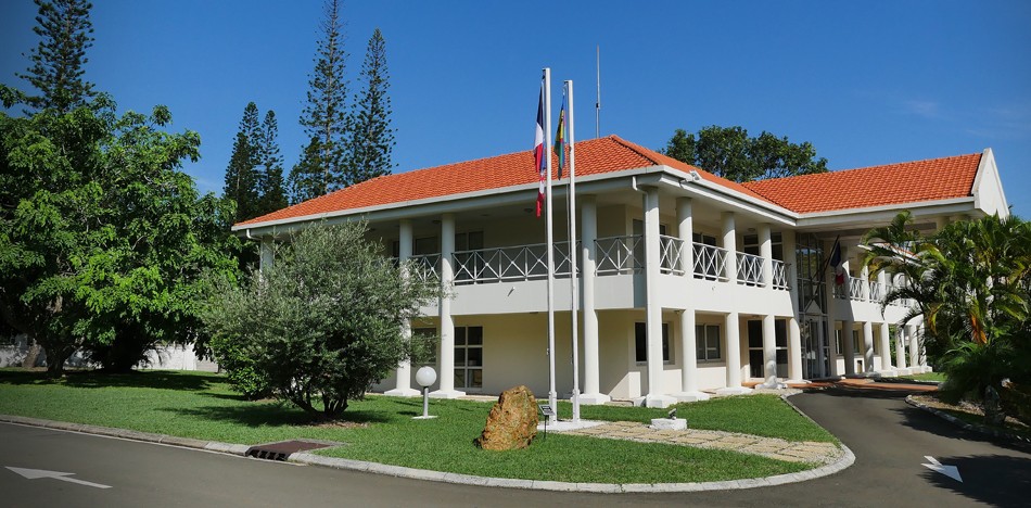 Nouméa : un rassemblement du FLNKS prévu le 27 octobre interdit par le ...