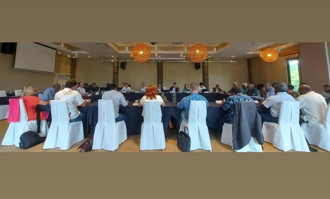 Le "conclave" de Deva joue les prolongations | Radio Rythme Bleu